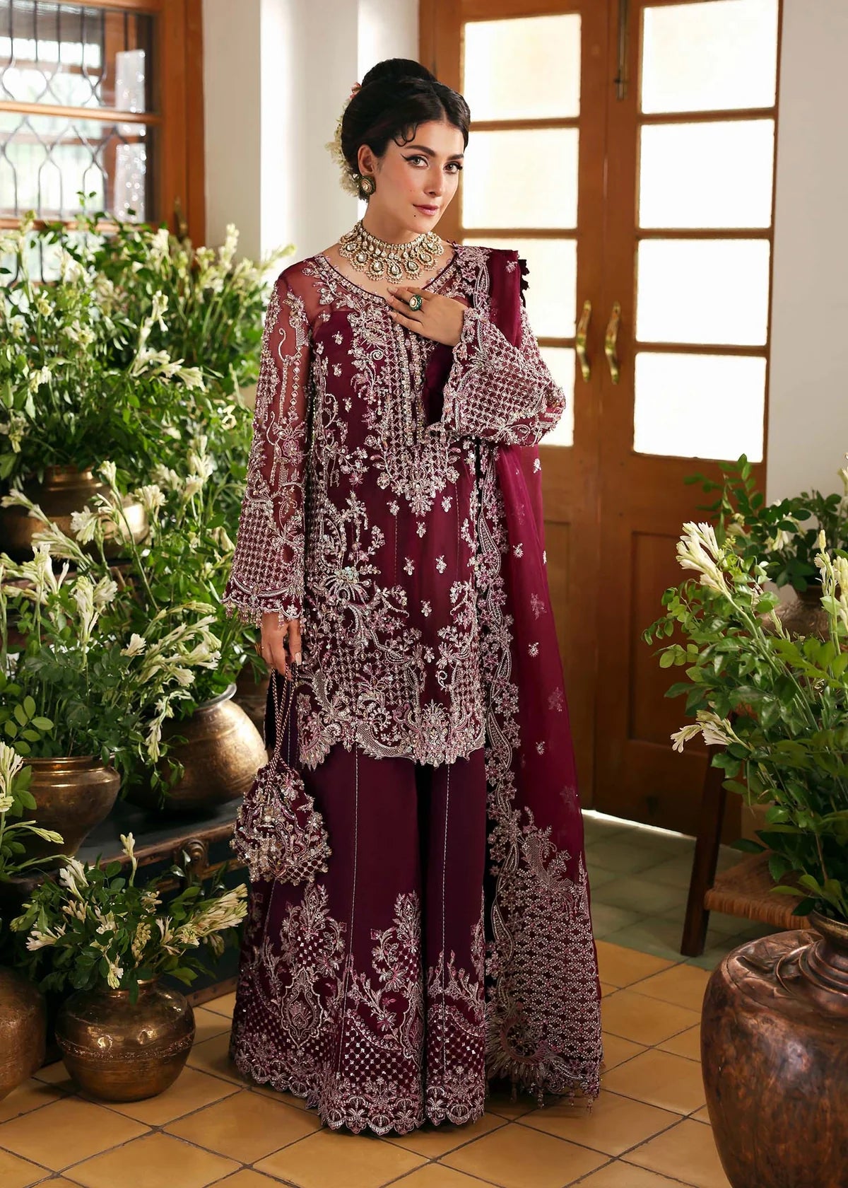 Safiya – UY Collection