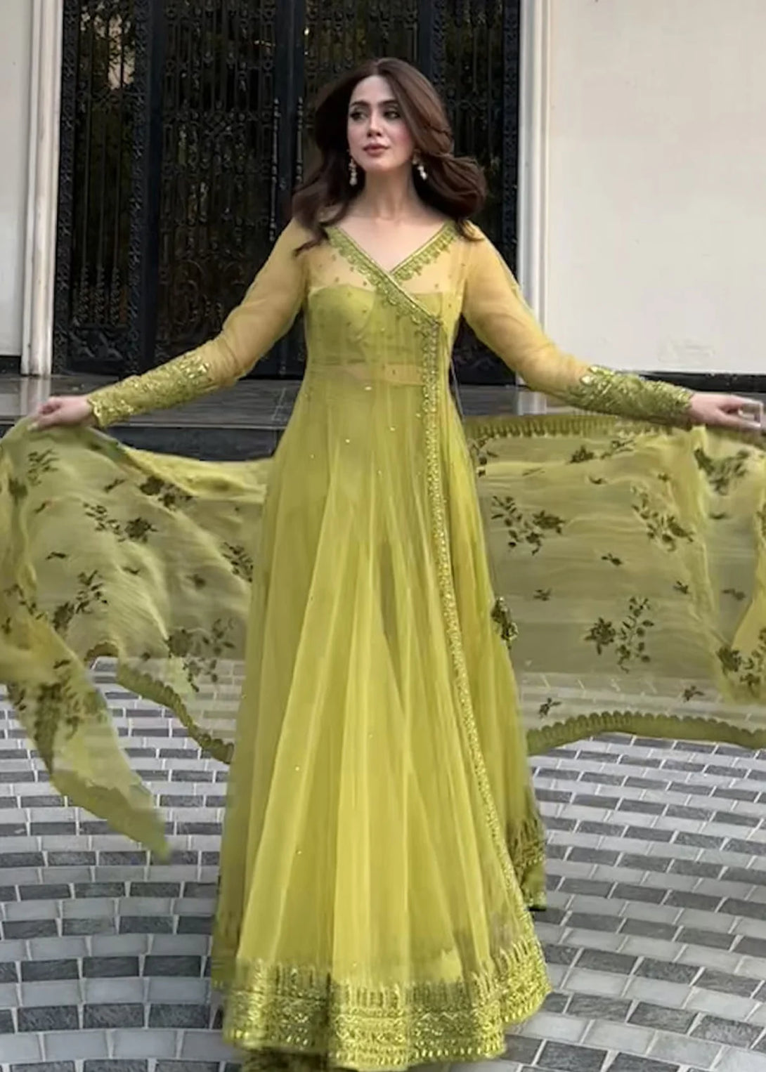 Tiana - Client Diary – UY Collection