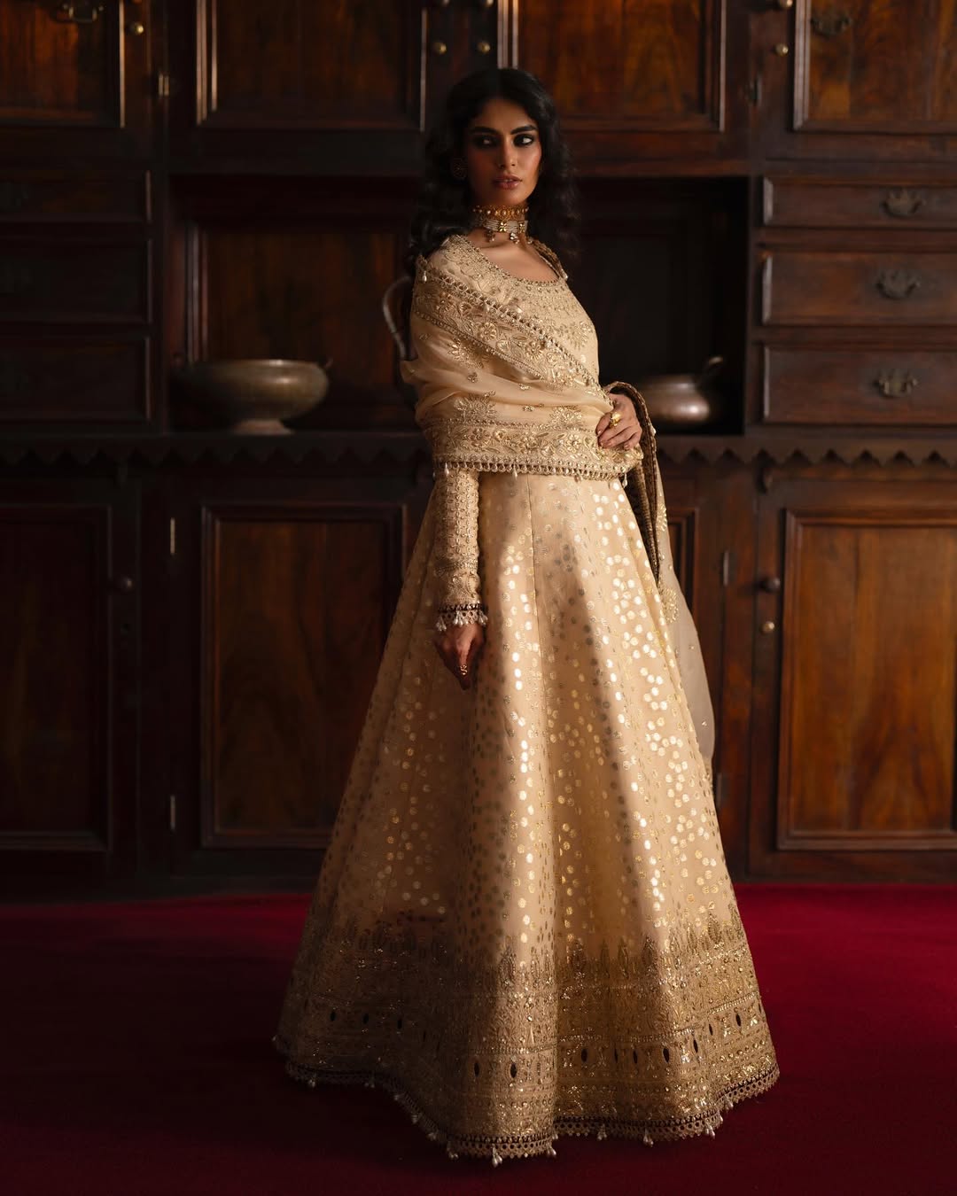 Saphina – UY Collection